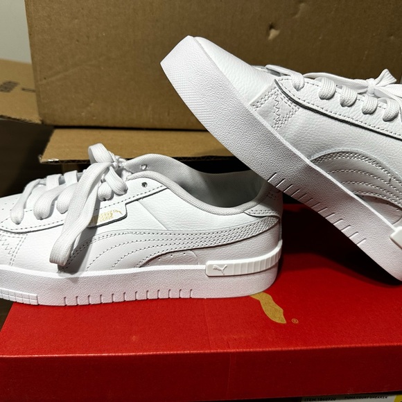 Puma | Shoes | Puma Classic White Leather Sneakers | Poshmark